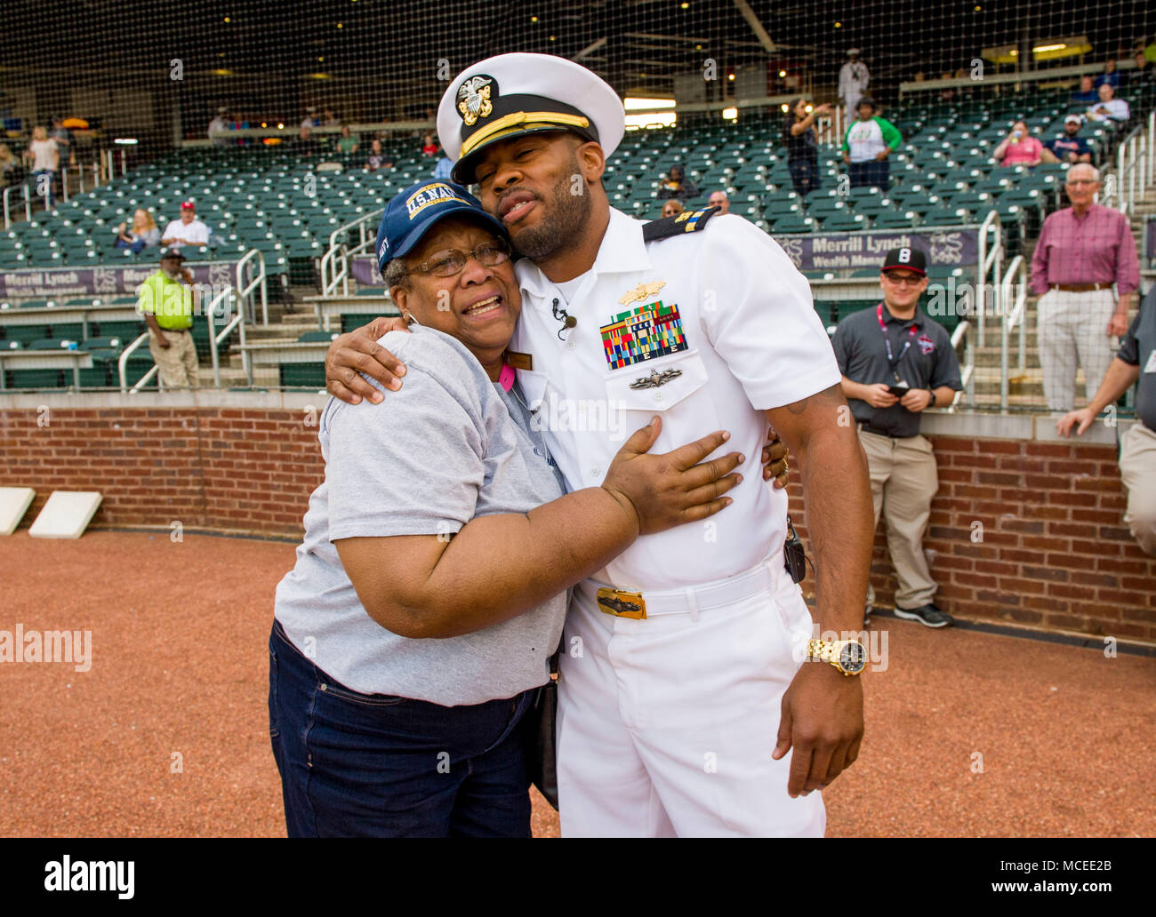 180411-N-MJ645-0257 BIRMINGHAM, Ala. (April 11, 2018) Chief Warrant ...