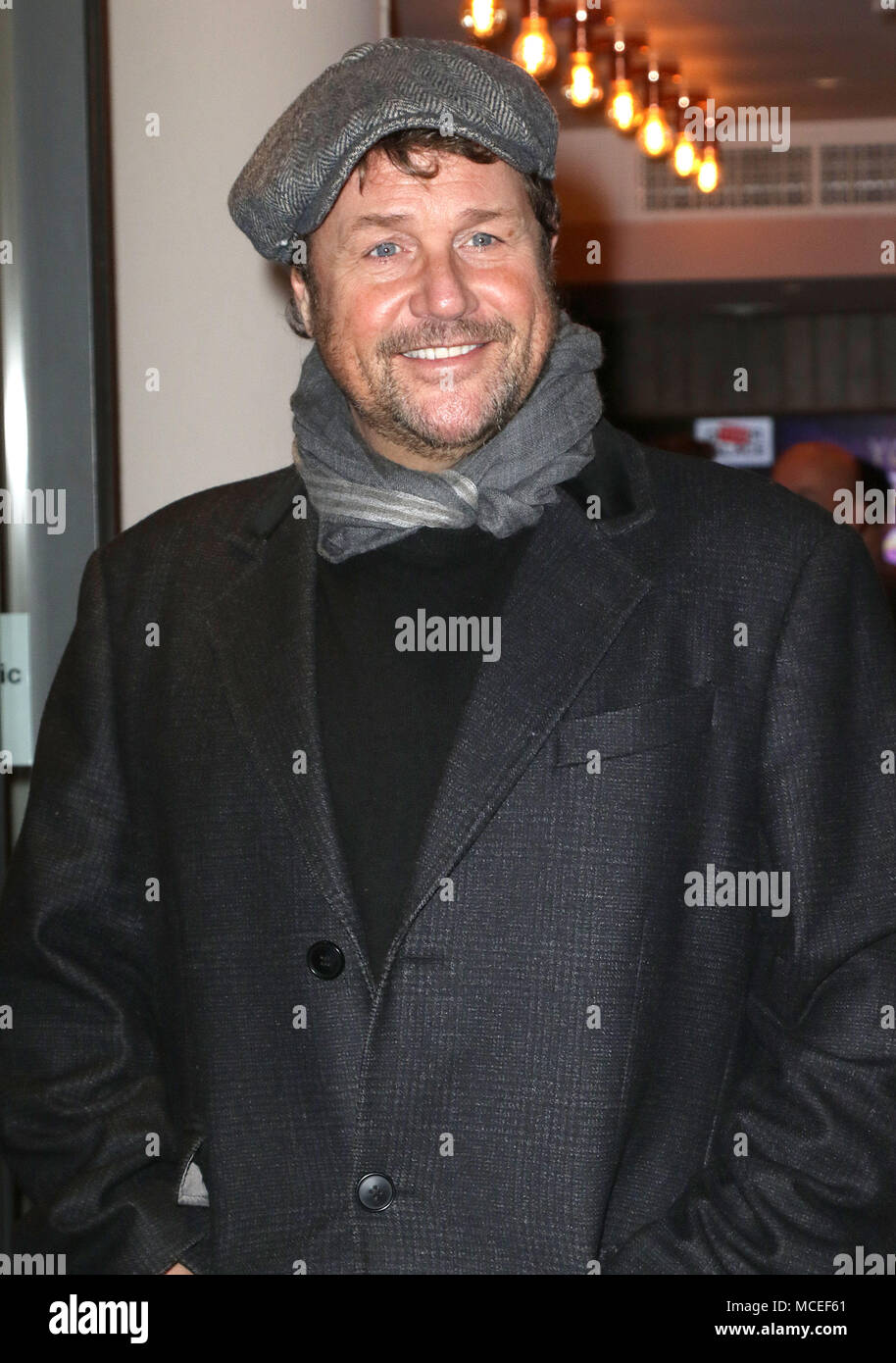 Michael ball hi-res stock photography and images - Alamy