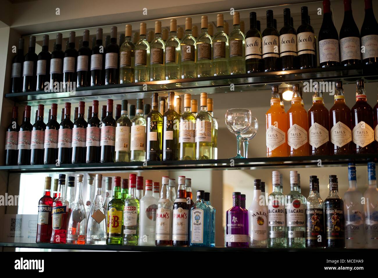 Drinks, Bars Alcohol Stock Photo - Alamy