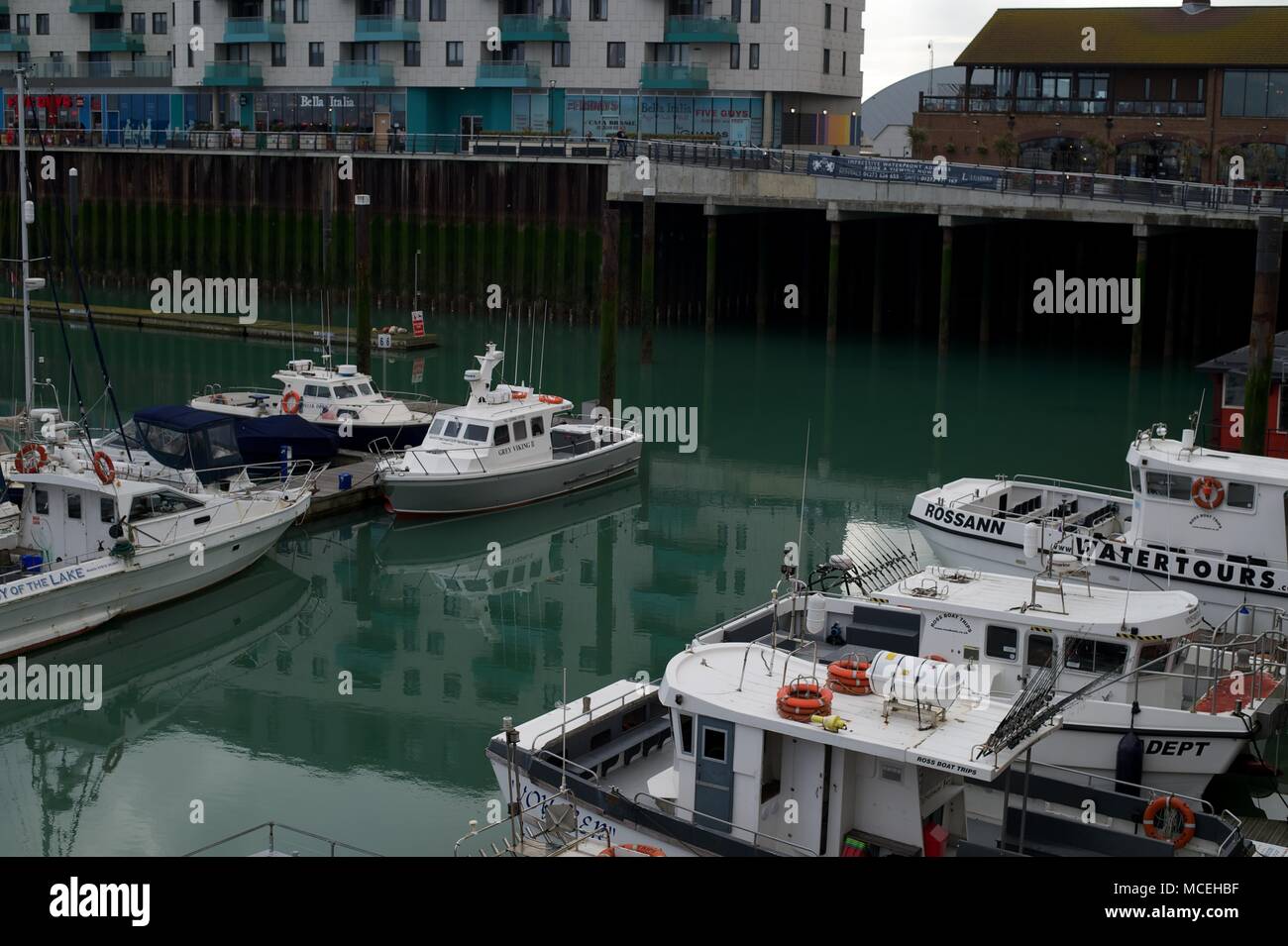 Apartment block on stilts hi-res stock photography and images - Alamy