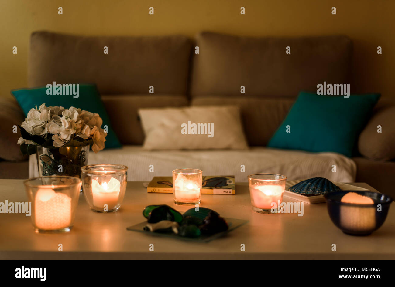Room place hi-res stock photography and images - Alamy