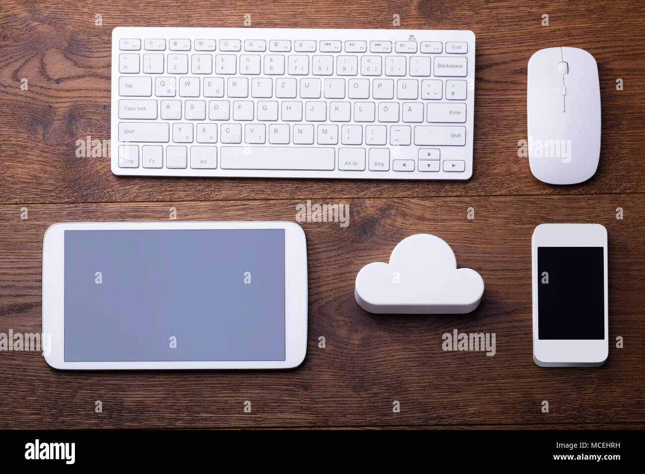 Mobile keyboard hi-res stock photography and images - Alamy