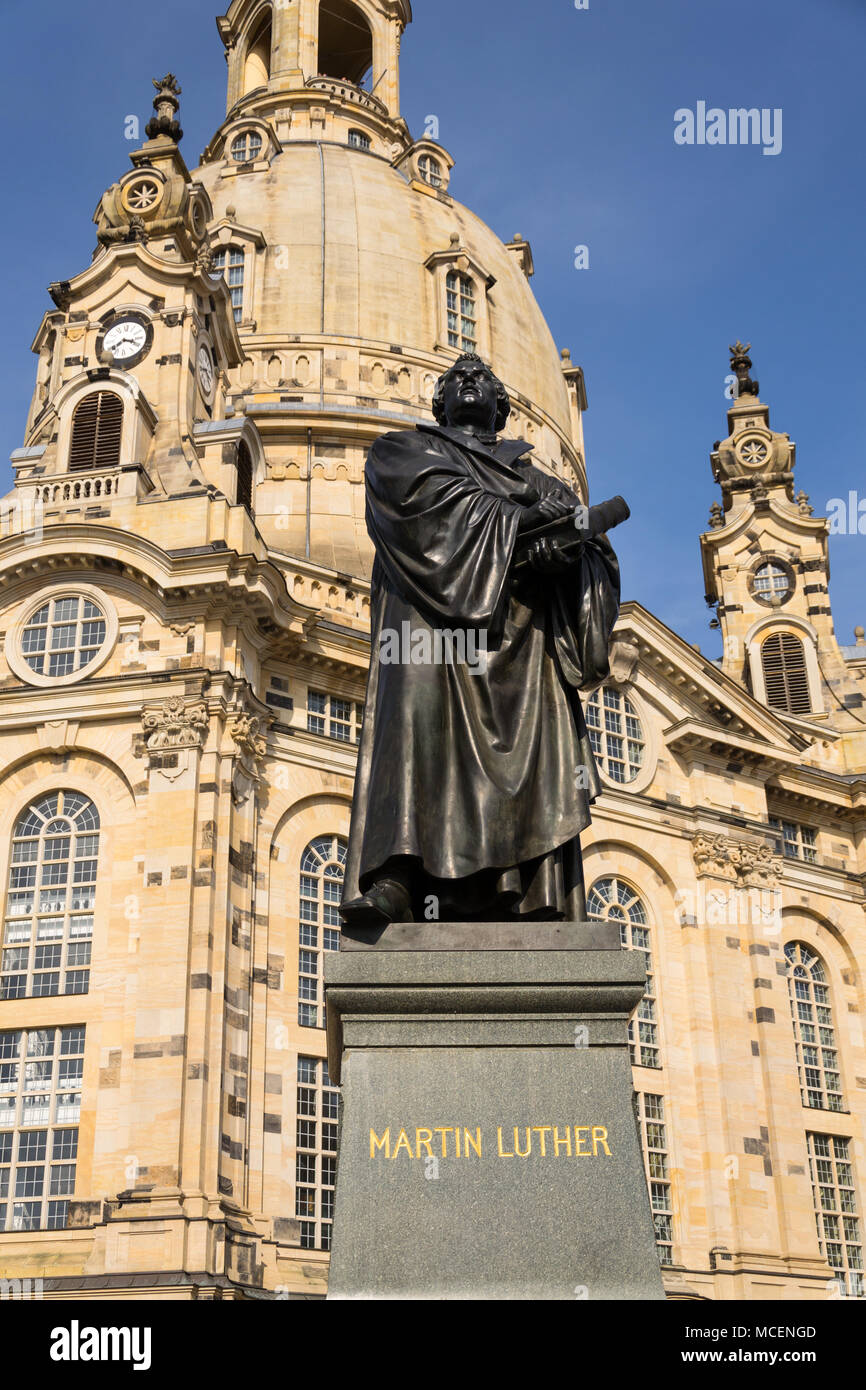 Luther statue in front of frauenkirche hi-res stock photography and ...
