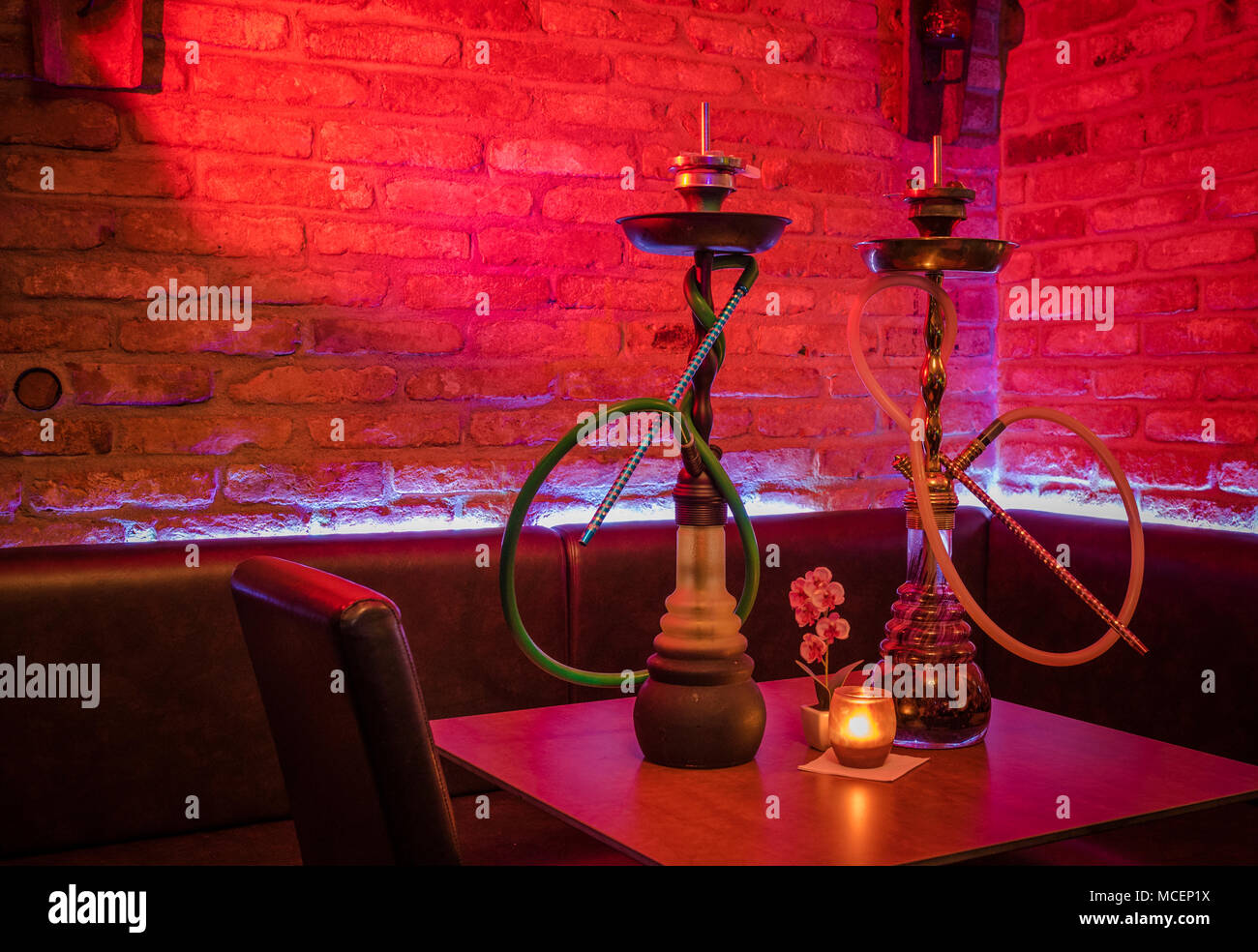 Different body shapes sizes hi-res stock photography and images - Alamy