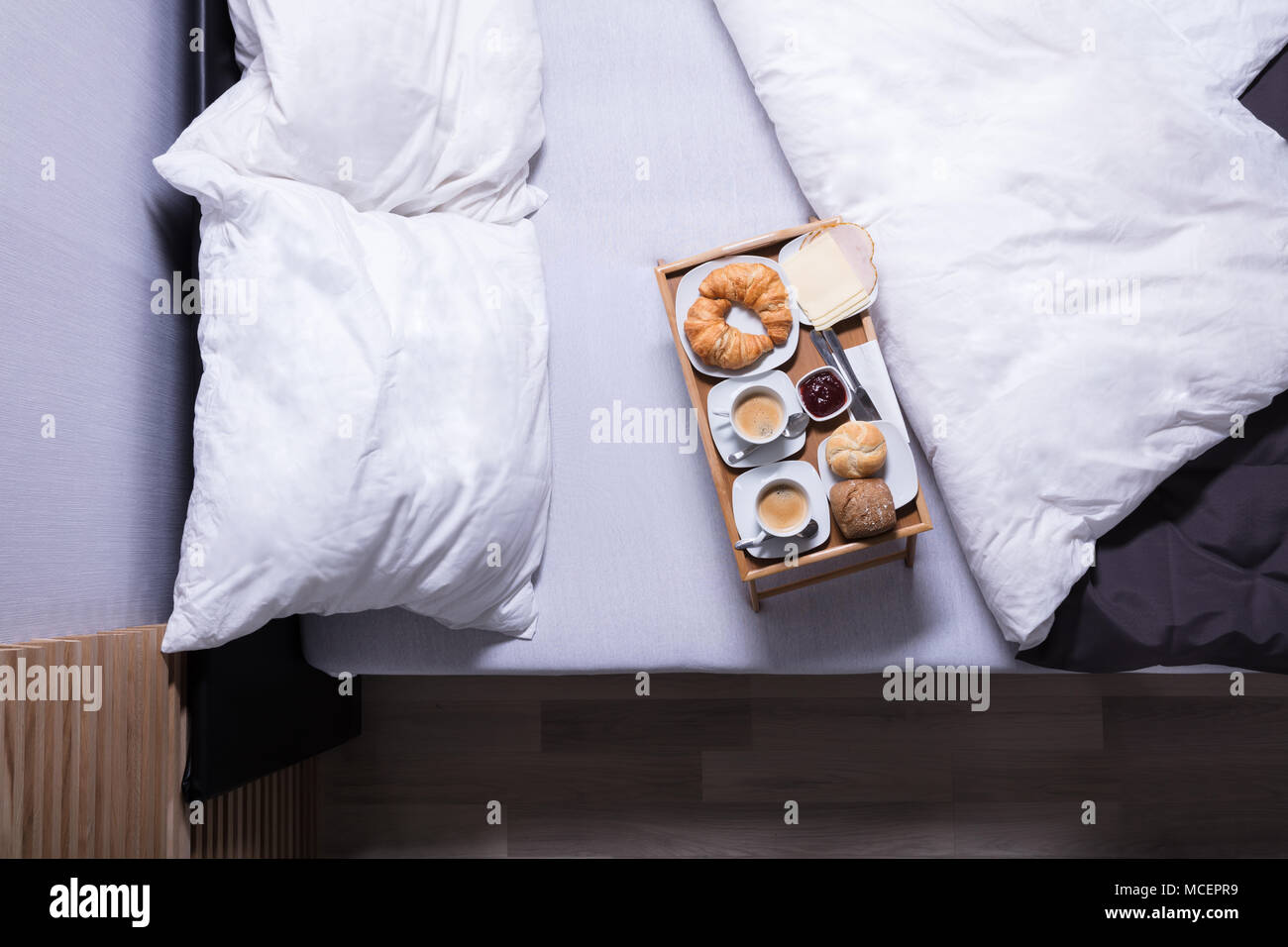 Messy breakfast table hi-res stock photography and images - Alamy