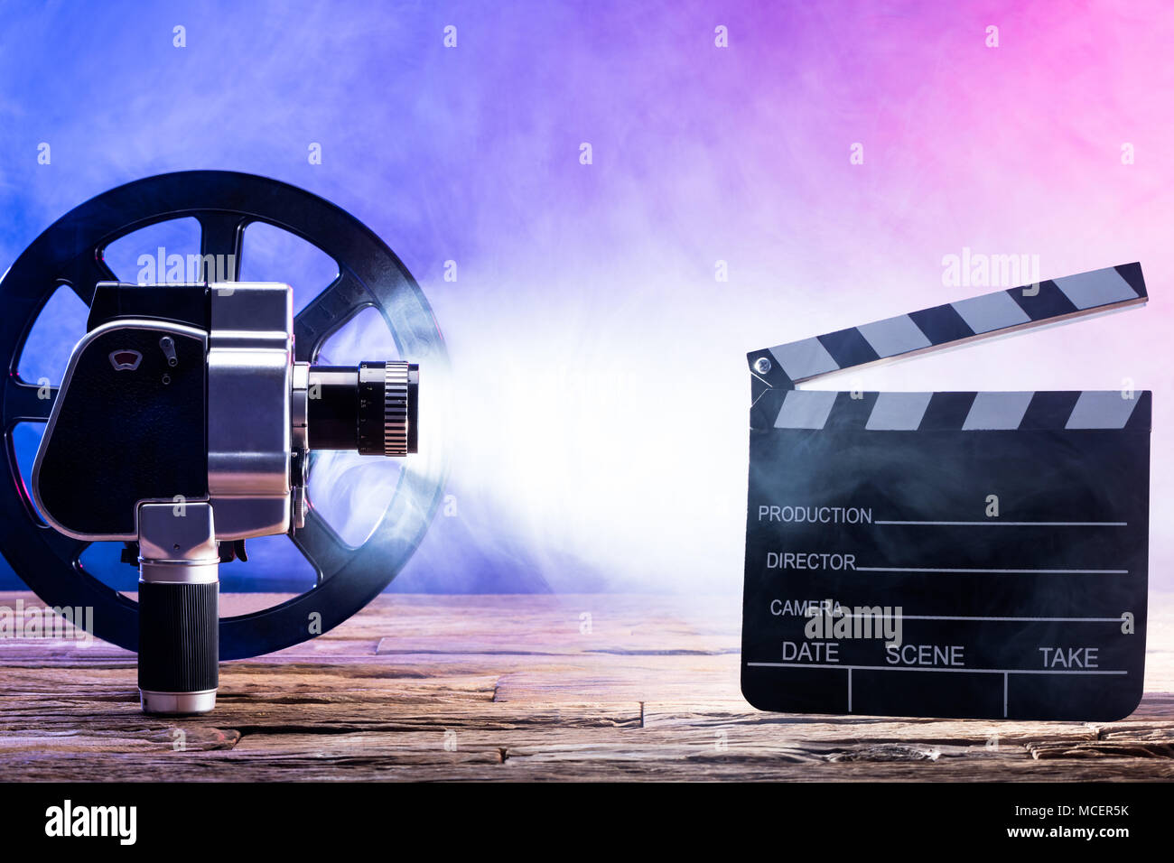 Film reel camera hi-res stock photography and images - Alamy