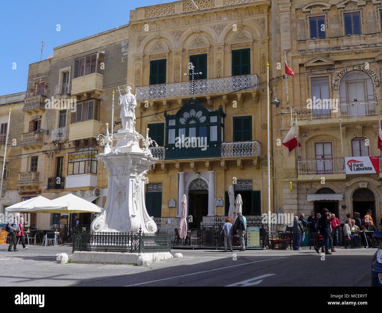Birgu main square hi-res stock photography and images - Alamy