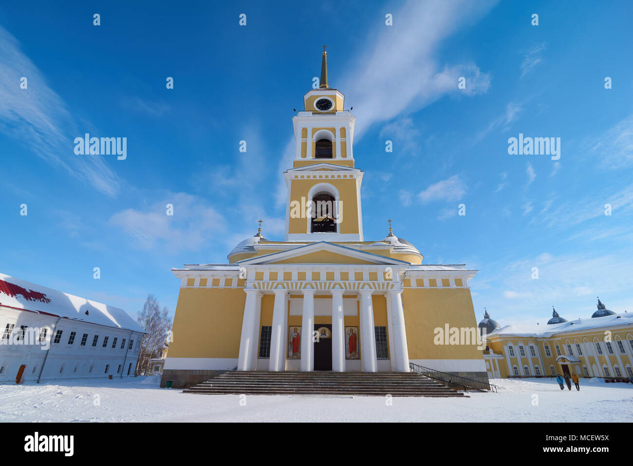 Monastery of the Nilo-Stolobenskaya Pustyn in winter, Ostashkov ...