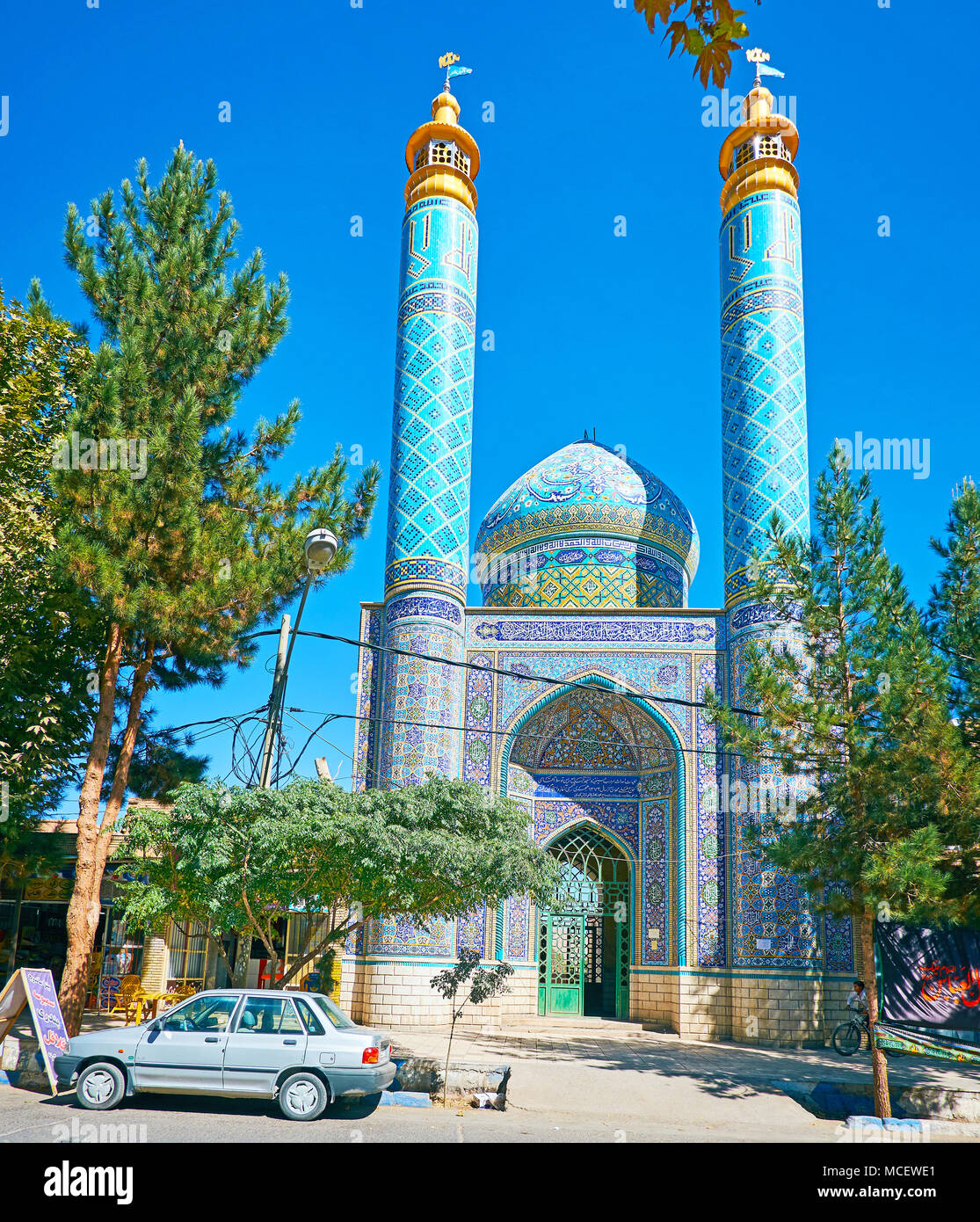 RAYEN, IRAN - OCTOBER 16, 2017: The facade of Jameh mosque with scenic ...