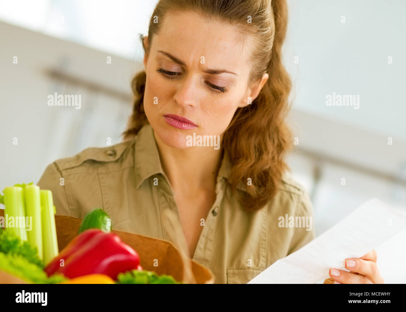 Concerned customer hi-res stock photography and images - Alamy