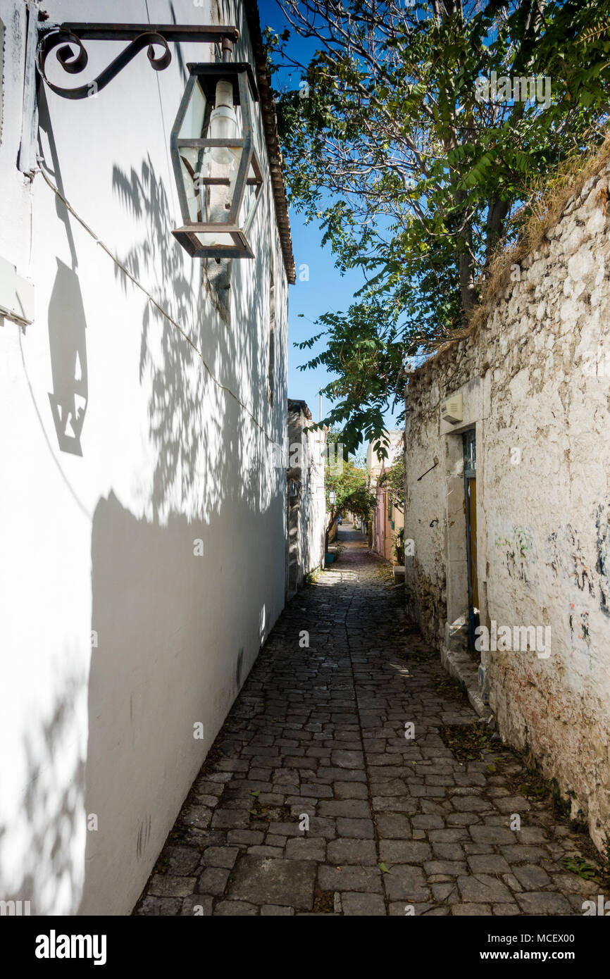 Narrow old street in Archanes, Crete, Greece Stock Photo - Alamy