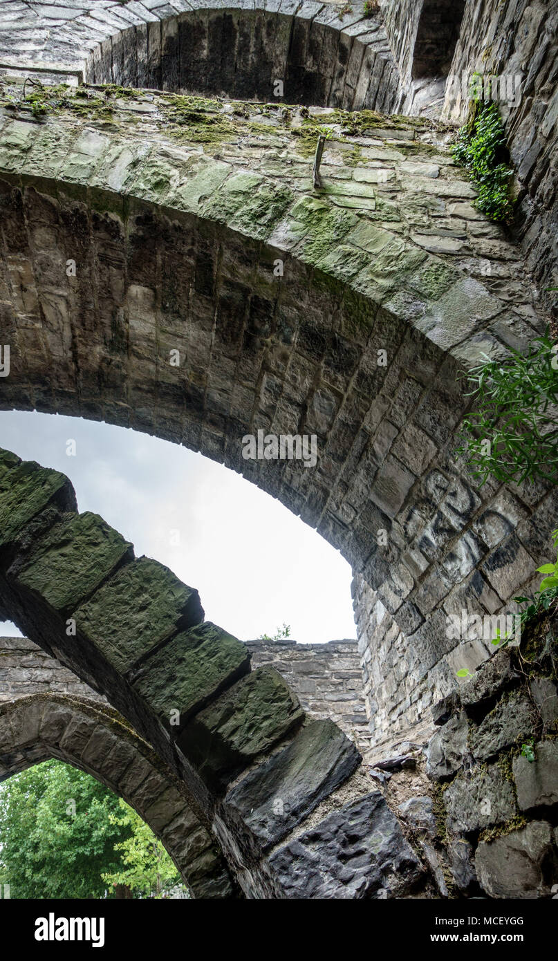 Old arches building built hi-res stock photography and images - Alamy