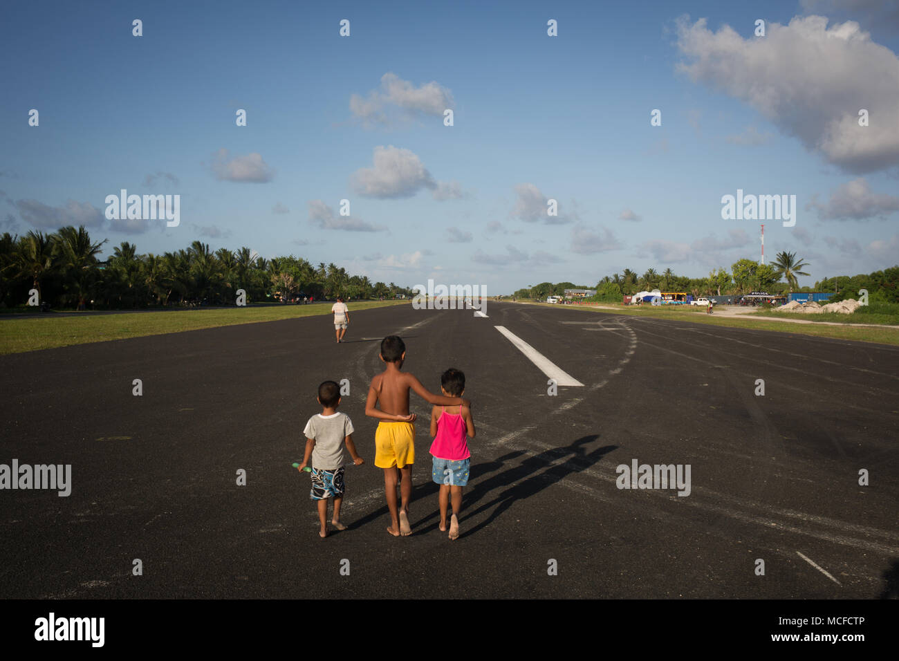 Children on funafuti tuvalu hi-res stock photography and images - Alamy