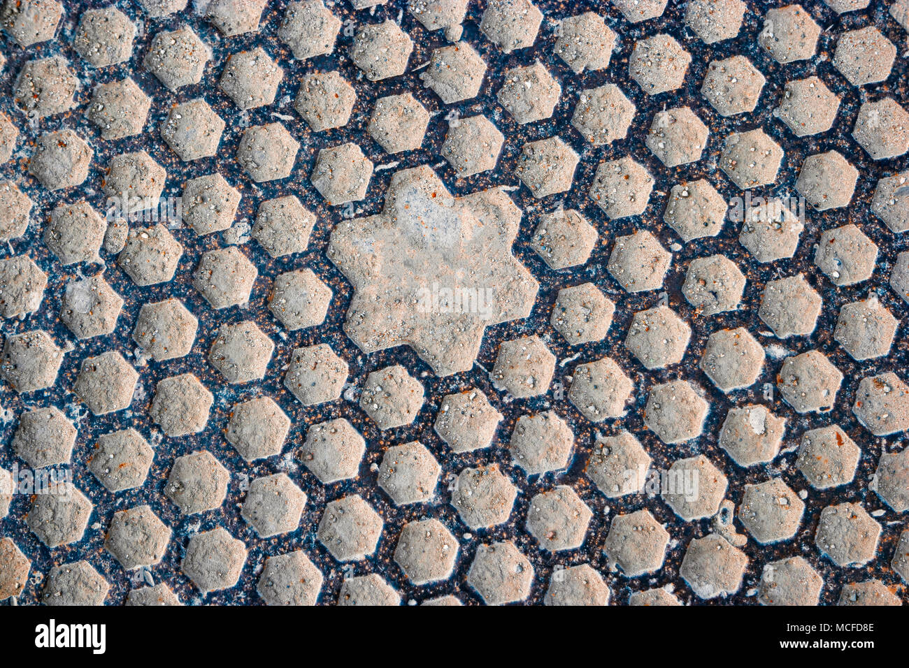 Black hexagonal mesh honeycomb grid hi-res stock photography and images ...