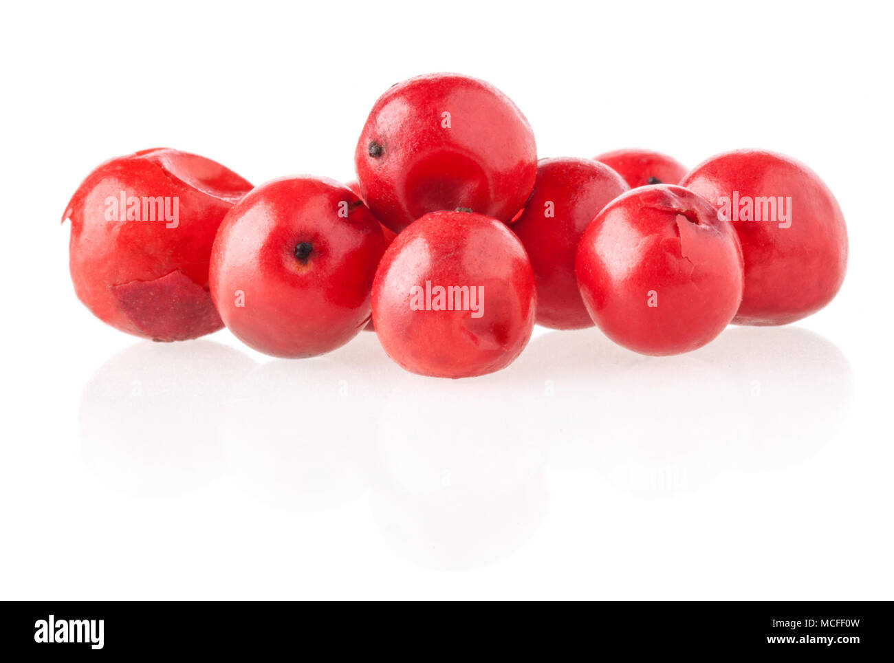 Red peppercorn ("Brazil Pepper") isolated on white background Stock ...