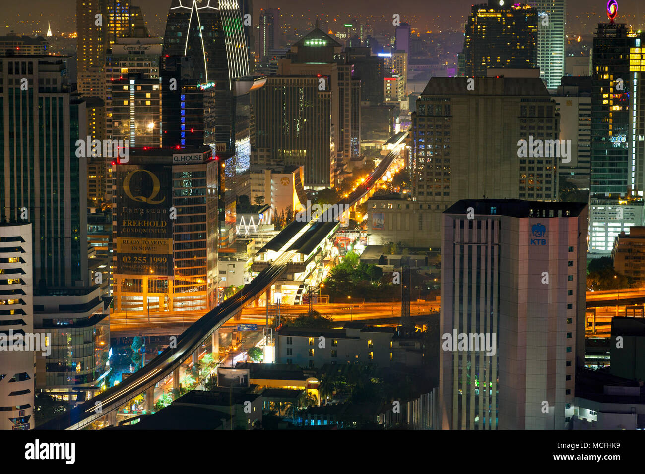 Nana sukhumvit bangkok hi-res stock photography and images - Alamy