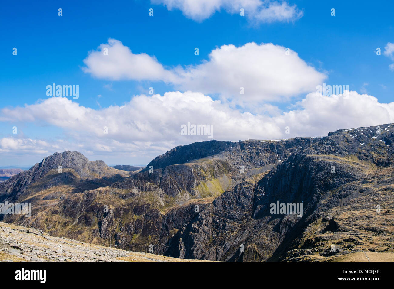 View from Y Garn to Seniors Ridge, Y Gribin Ridge, Bristly Ridge and ...