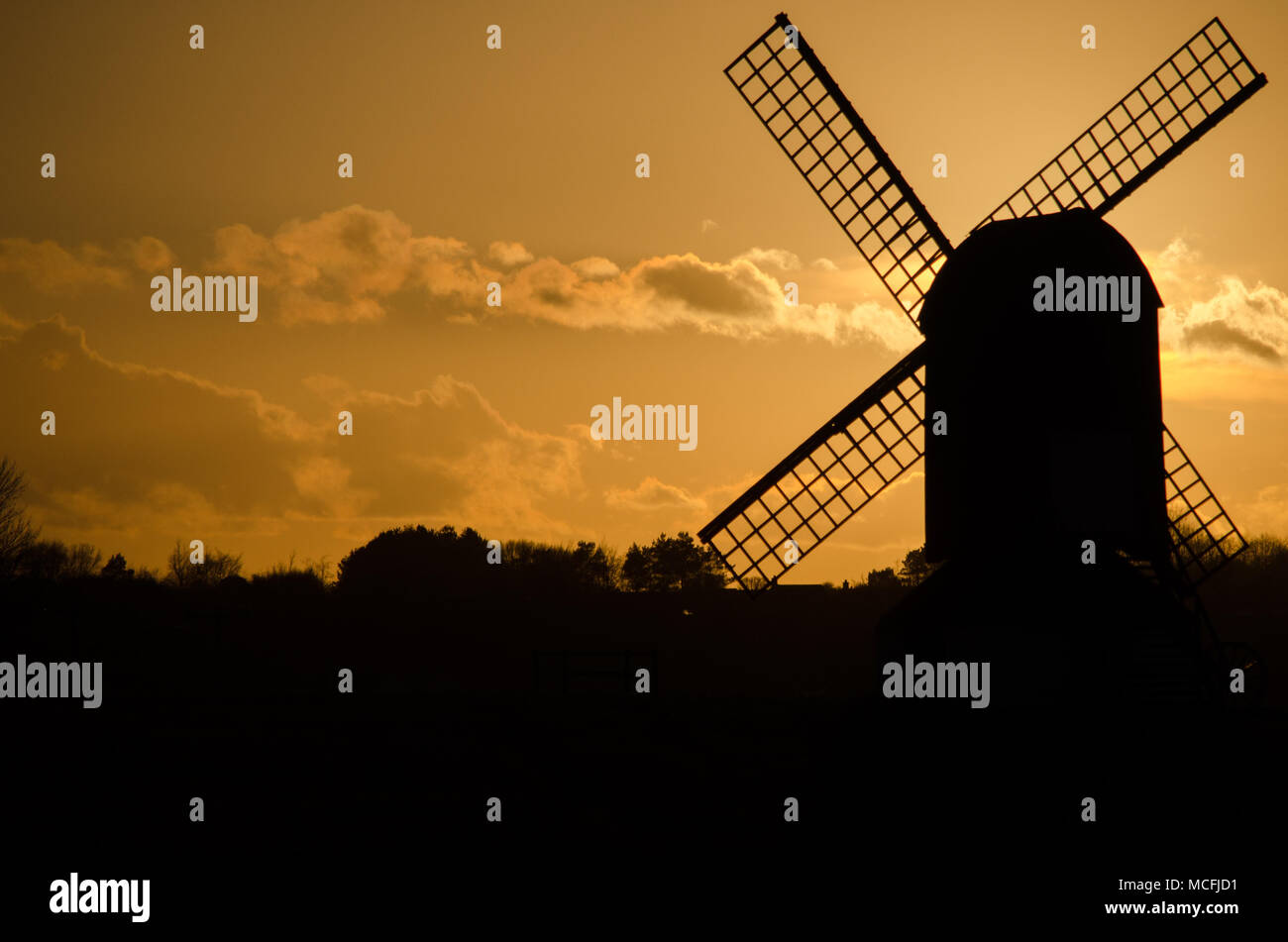 Amber sunset hi-res stock photography and images - Alamy