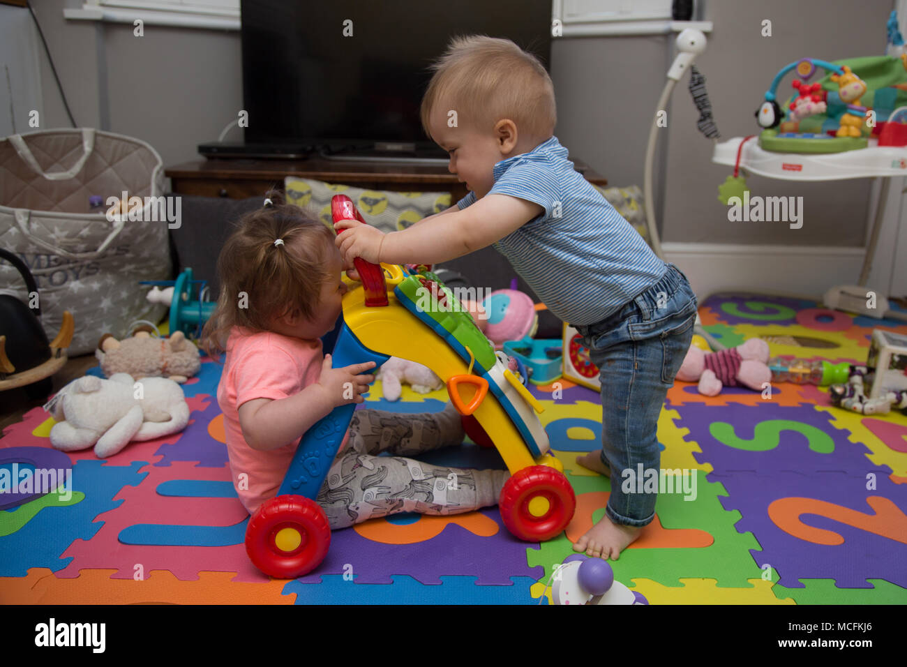 Playdate hi-res stock photography and images - Alamy
