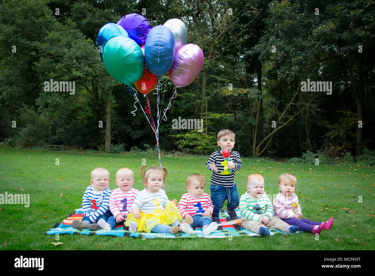 Girls first birthday party hi-res stock photography and images - Alamy