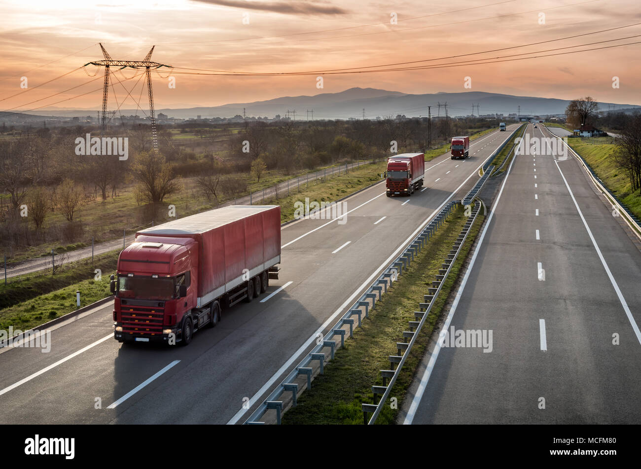 Camion caravane hi-res stock photography and images - Alamy