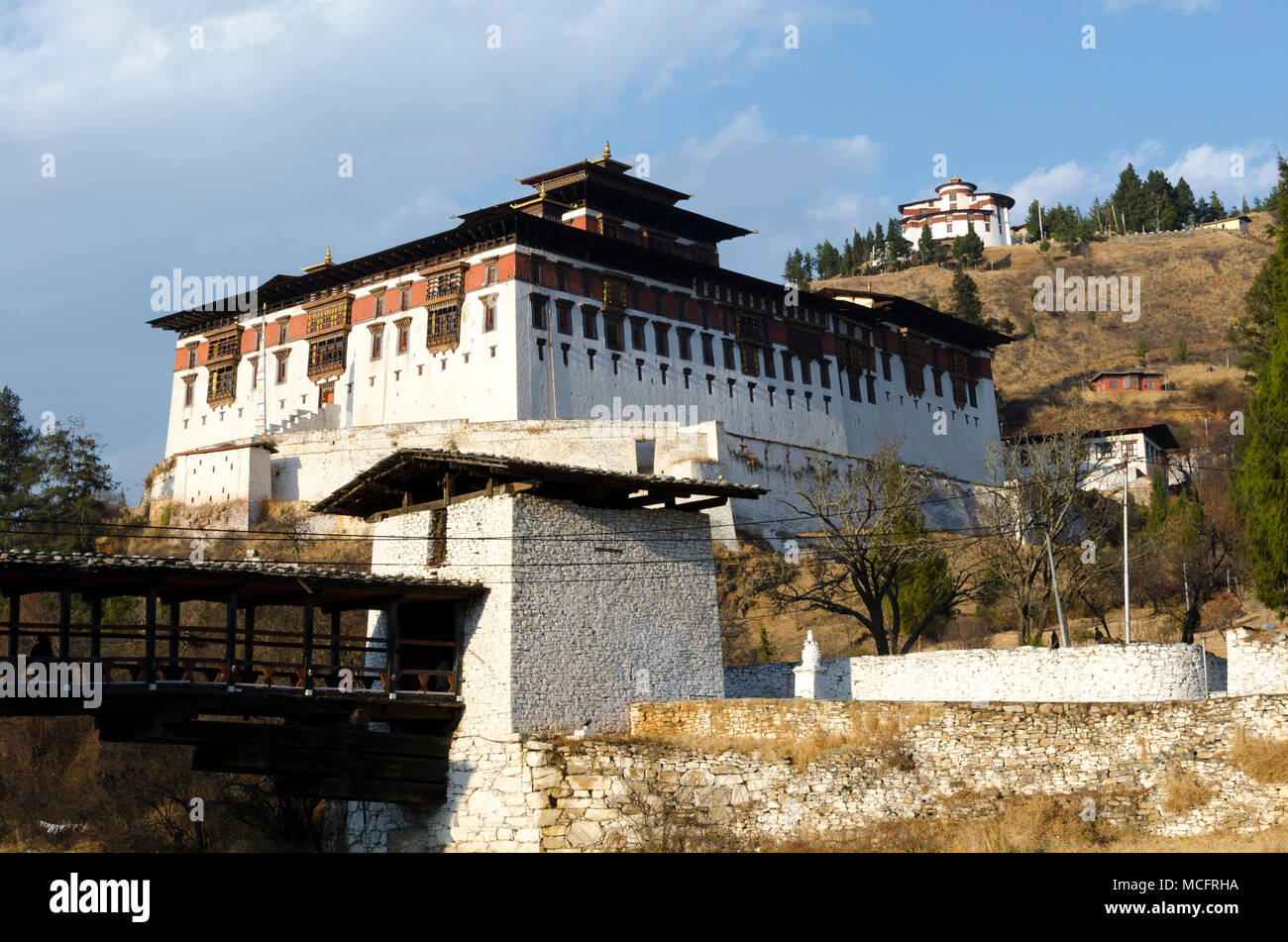 Paro rinpung dzong monastery hi-res stock photography and images - Alamy