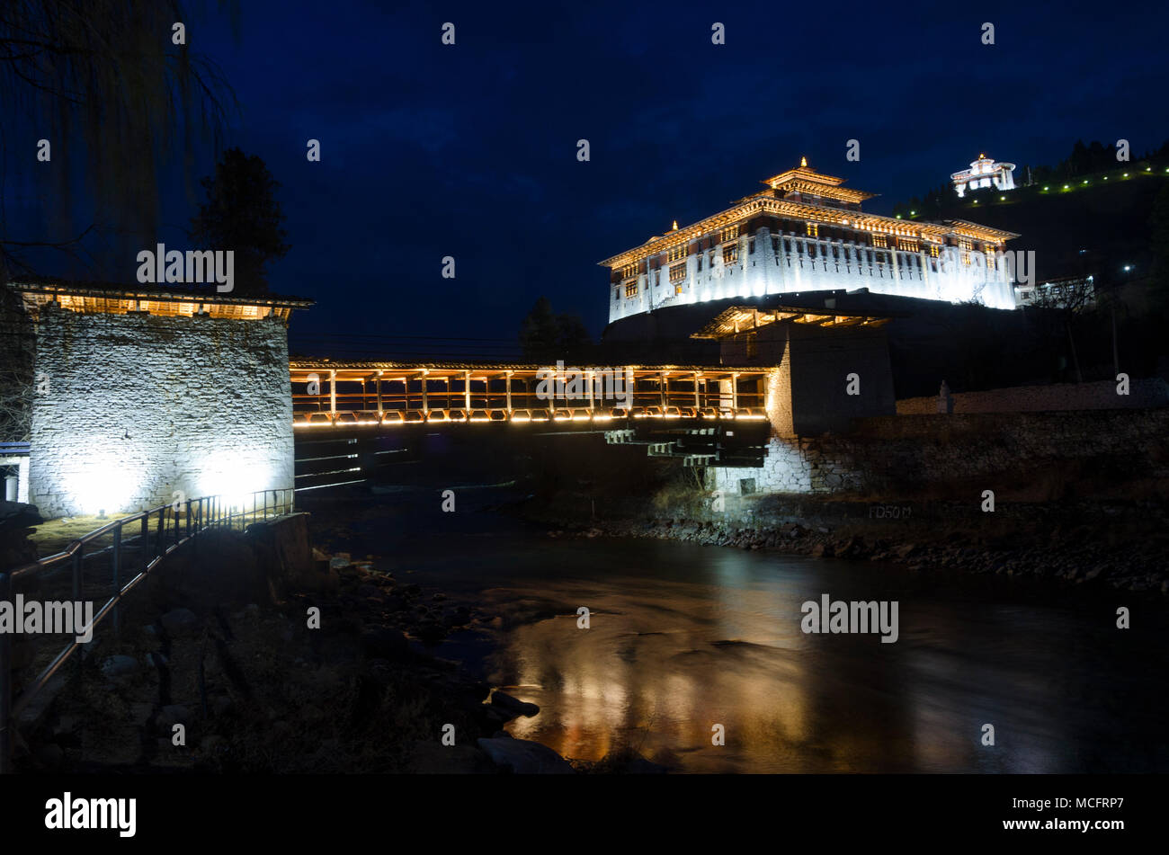 Paro bhutan night hi-res stock photography and images - Alamy