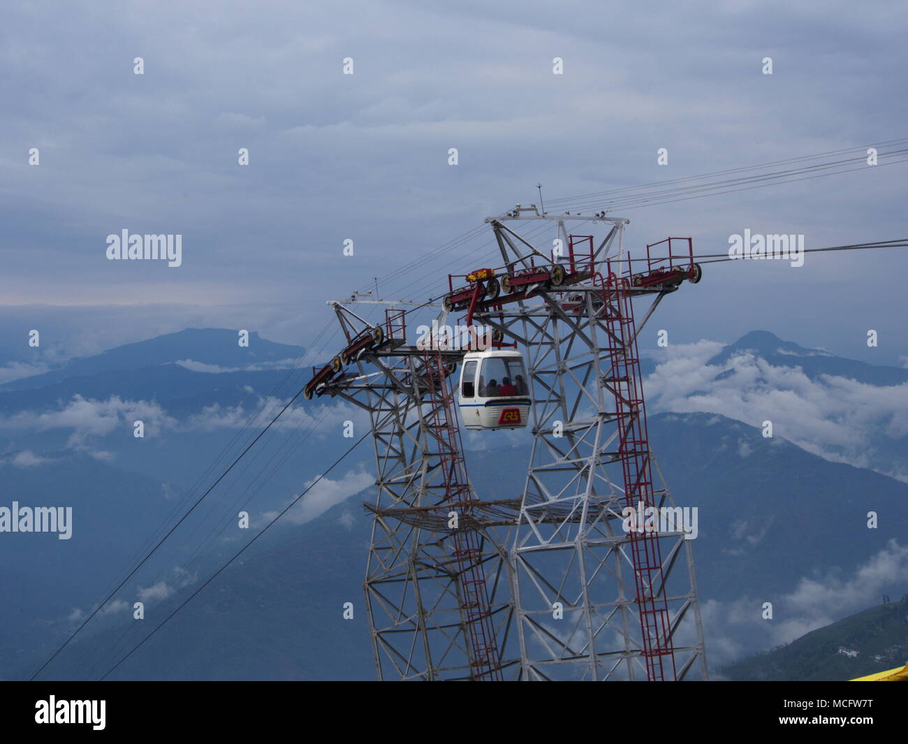 Darjeeling ropeway darjeeling west bengal hi-res stock photography and ...
