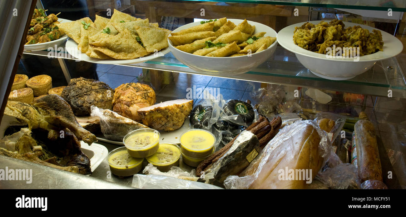 Deli counter hi-res stock photography and images - Alamy