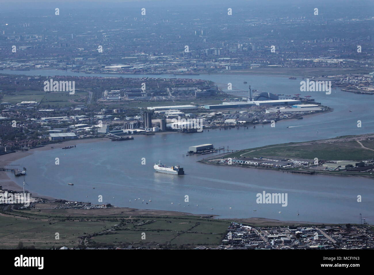 Aerial pictures of estuary hi-res stock photography and images - Alamy