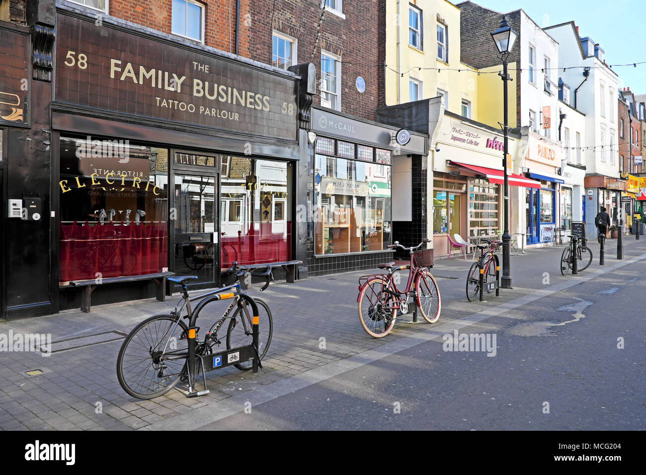 Row Shops Exterior High Resolution Stock Photography and Images - Alamy