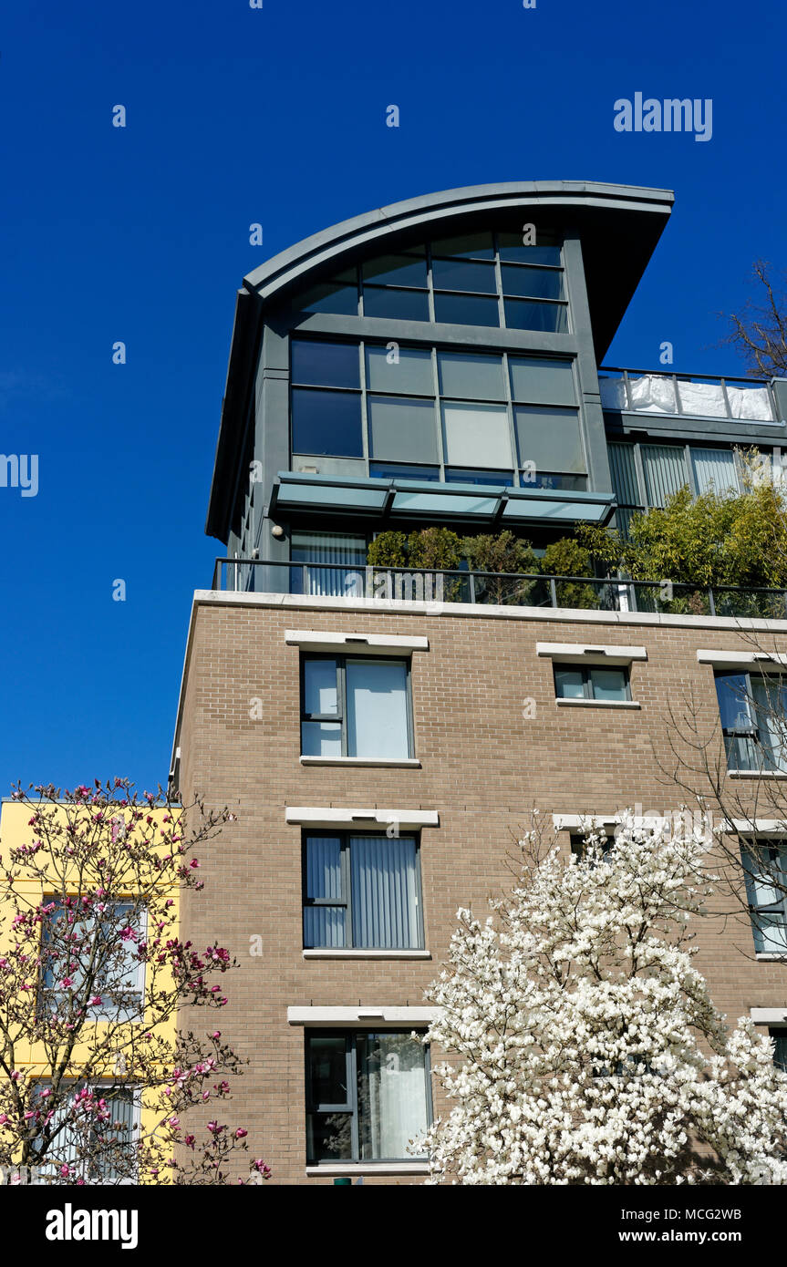 Modern residential development hi-res stock photography and images - Alamy