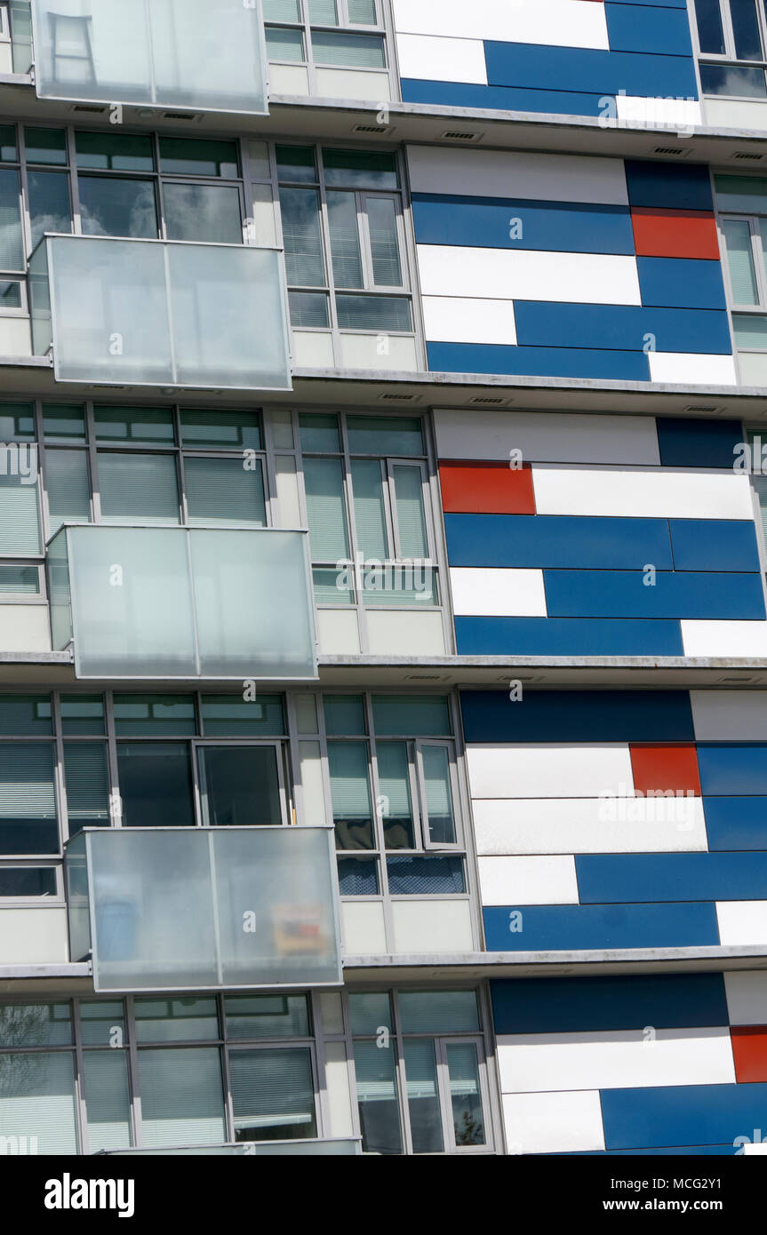 Canadian residential architecture hi-res stock photography and images ...