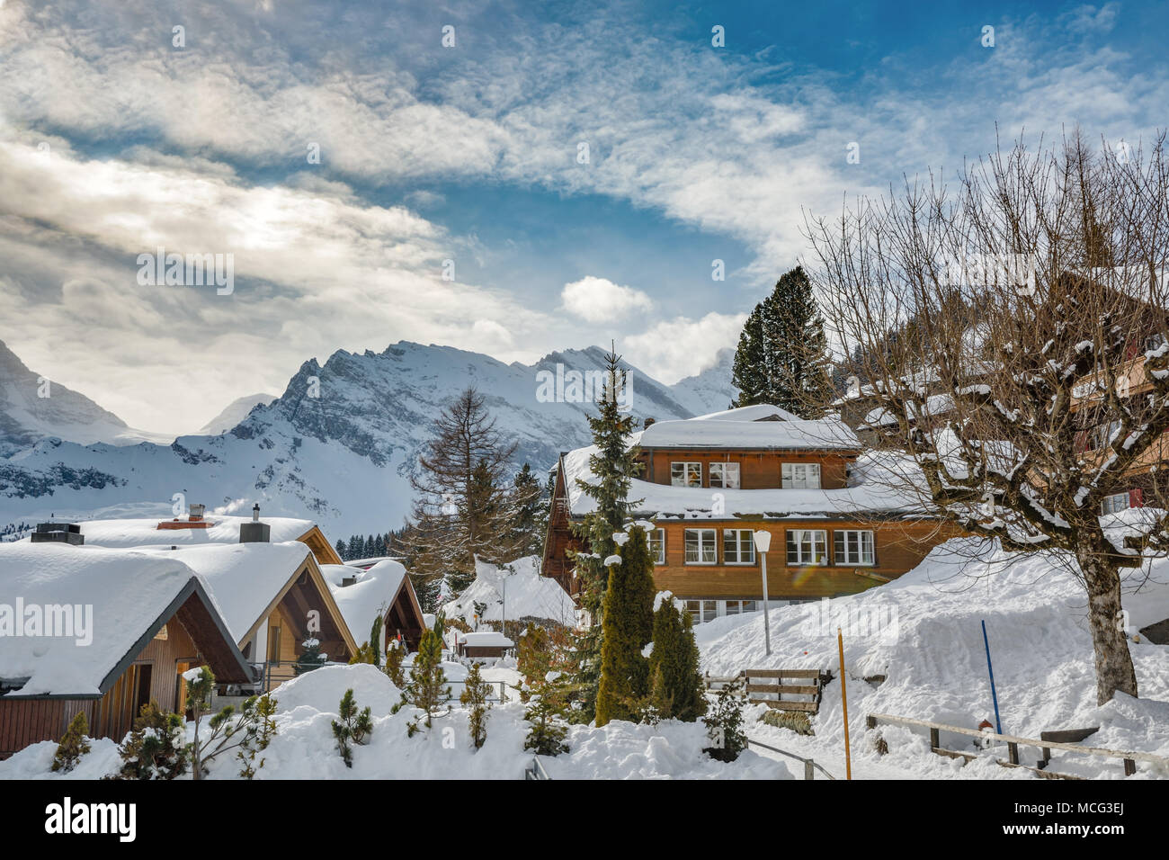 Beautiful sunny winter day in village of Murren in Swiss Alps. Village ...