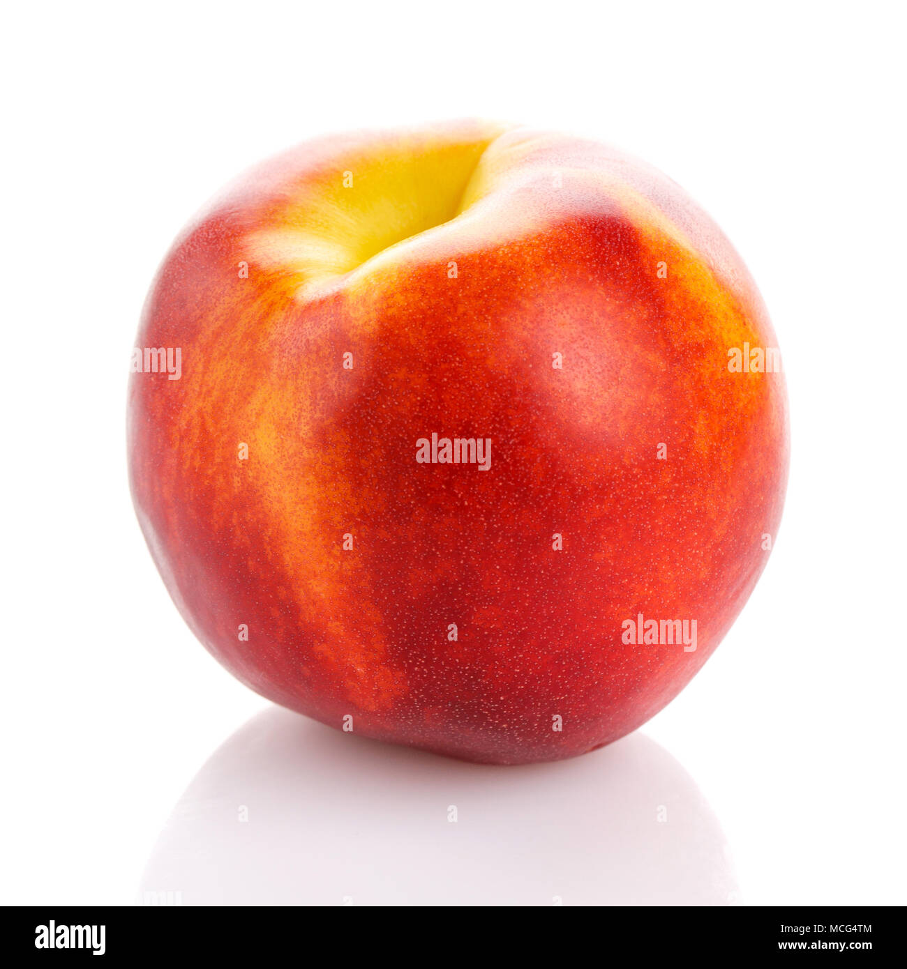 Single red peach fruit isolated on white background Stock Photo - Alamy