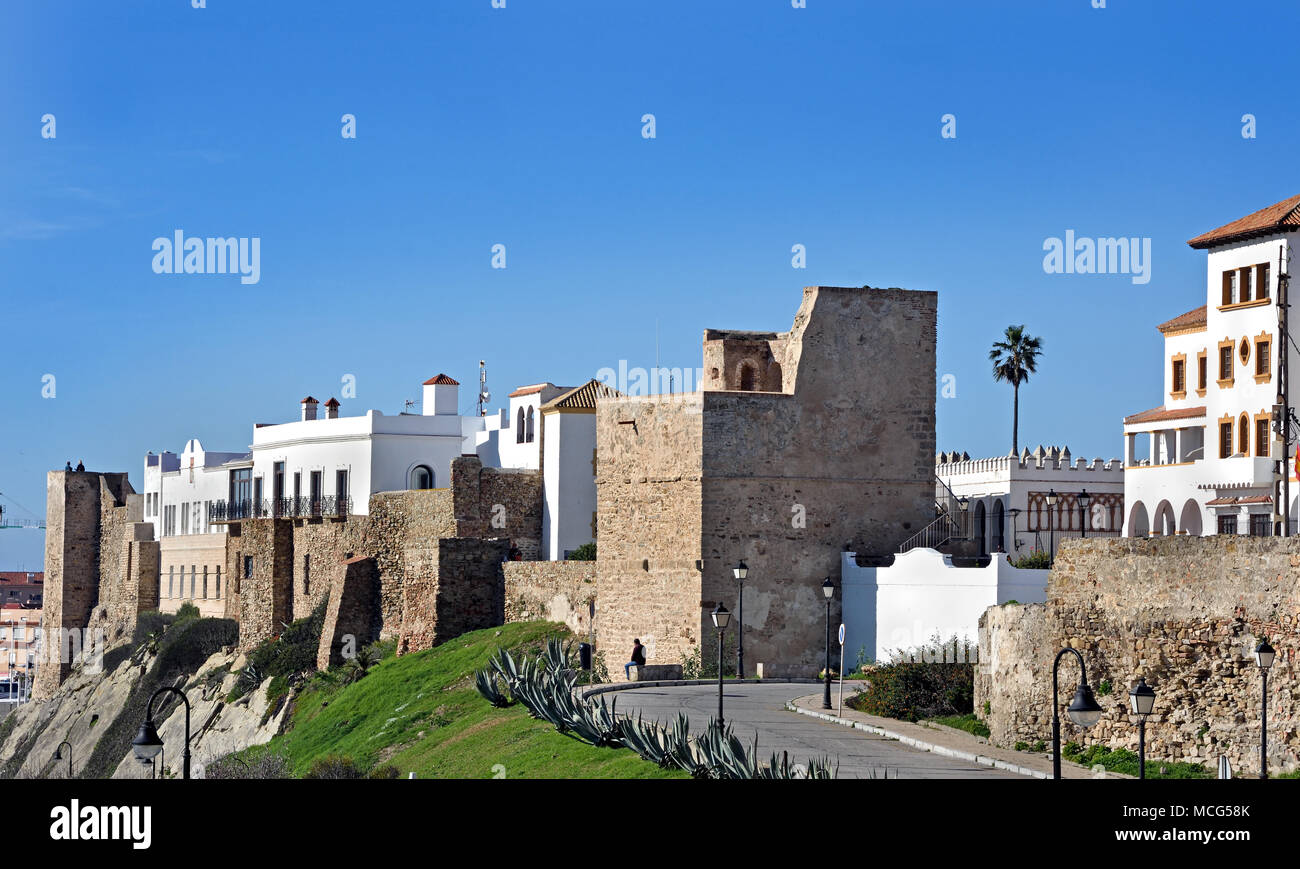 Monument guzman el bueno hi-res stock photography and images - Alamy
