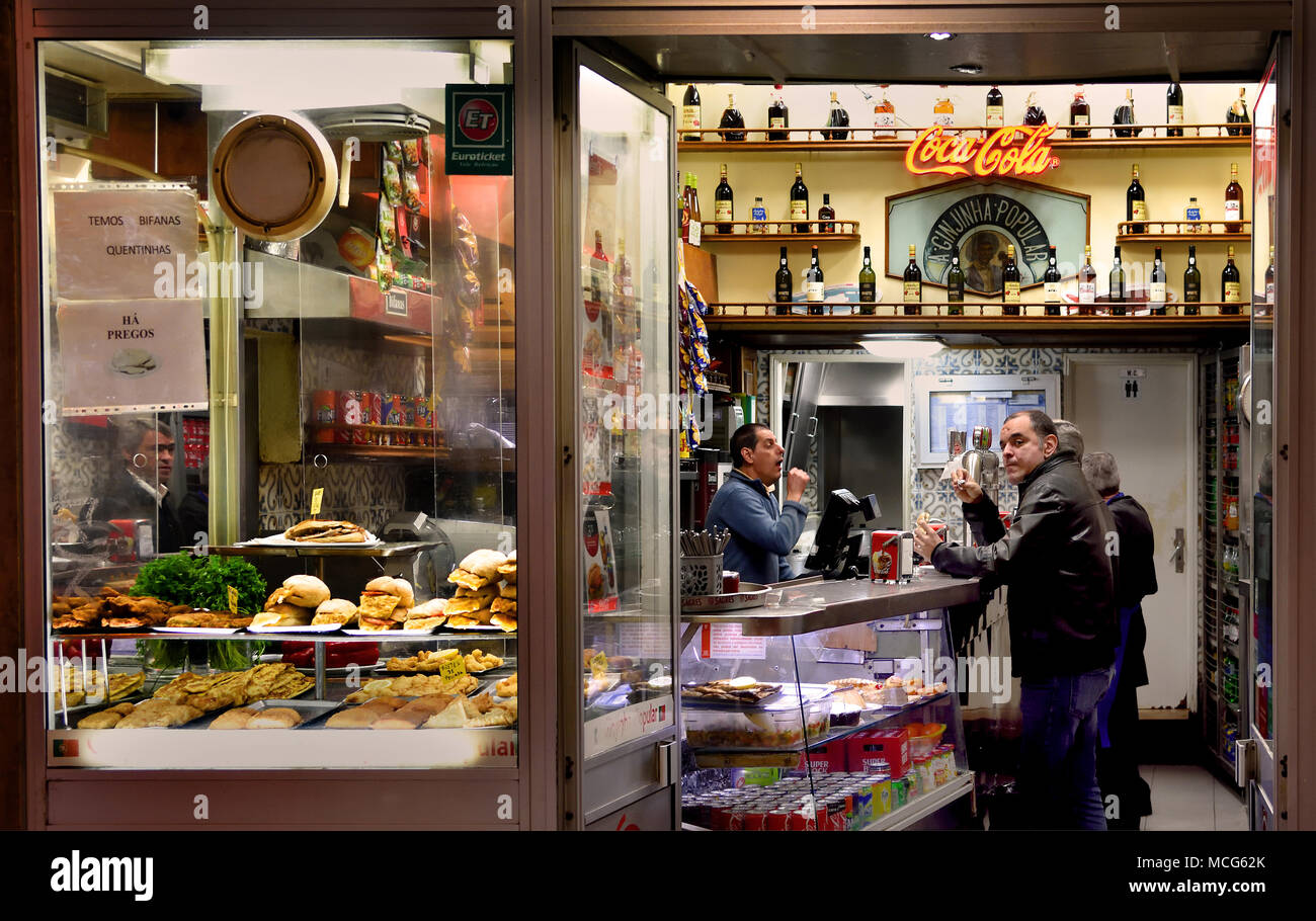 Bar Restaurant Lisbon at night , Portugal Portuguese Stock Photo - Alamy