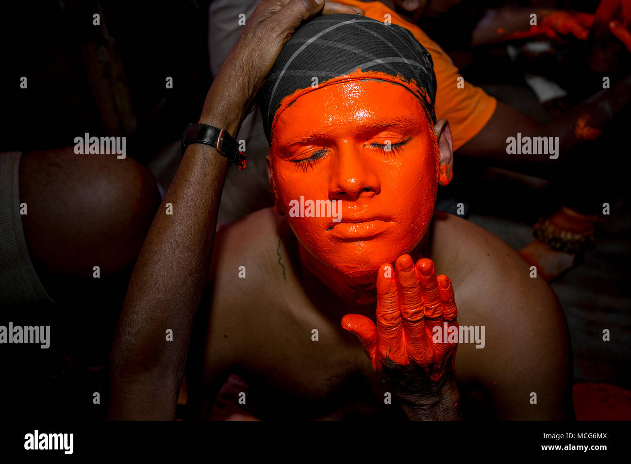 India kach dance hi-res stock photography and images - Alamy