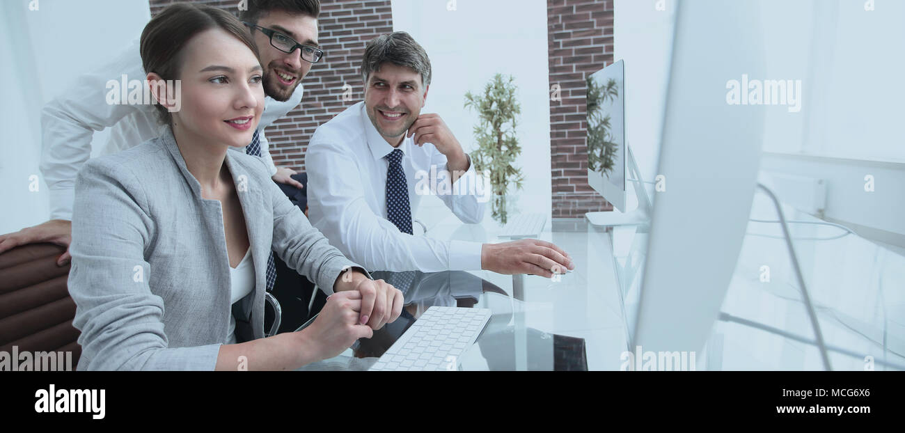 business team working in a computer room Stock Photo - Alamy