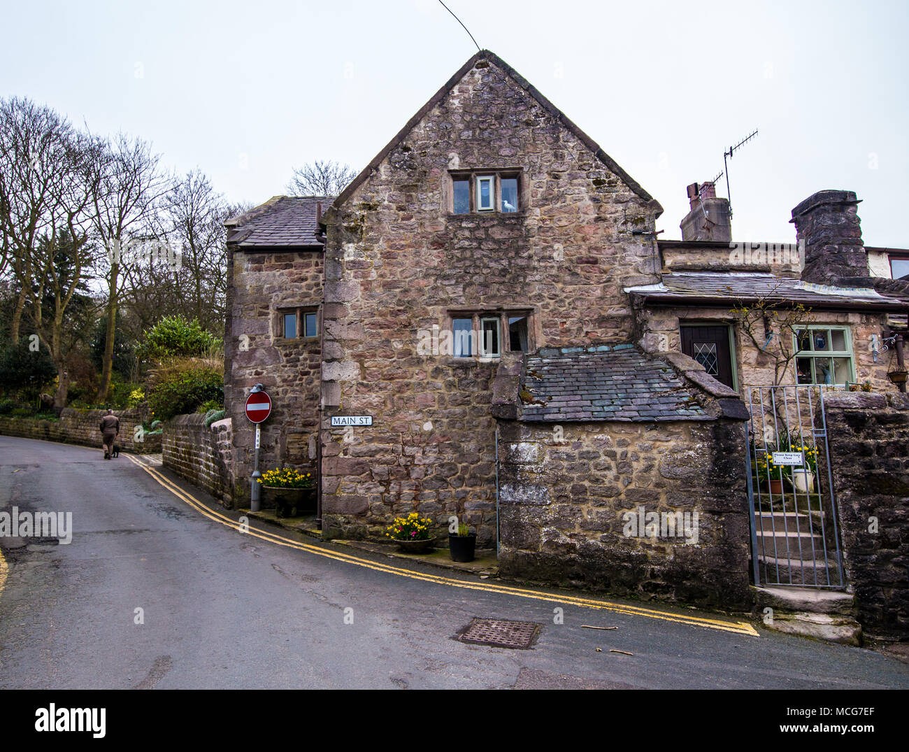 Stone built street hi-res stock photography and images - Alamy