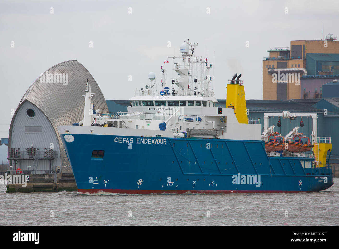 Endeavour ship at the thames barrier hi-res stock photography and ...