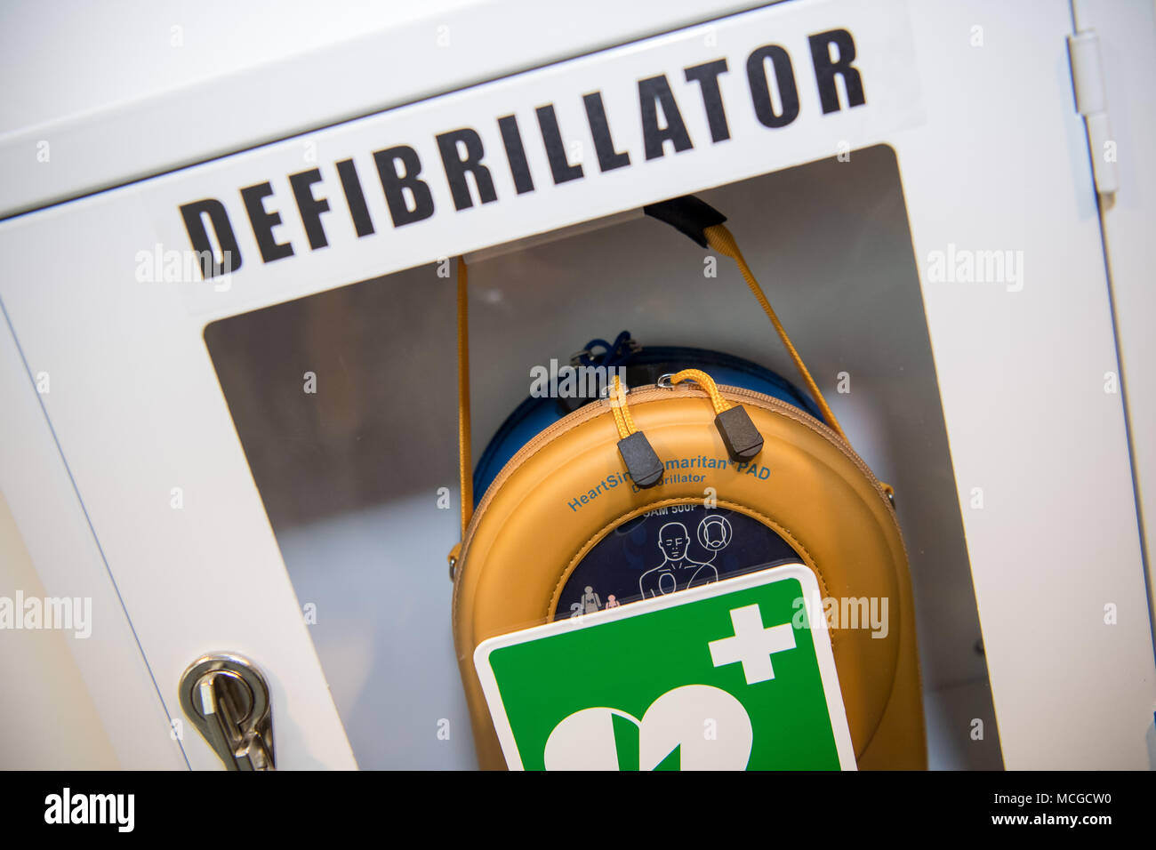 10 April 2018, Germany, Munich: A small cabinet contains a heart ...