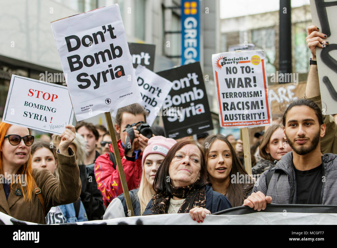 Bomb signs hi-res stock photography and images - Alamy