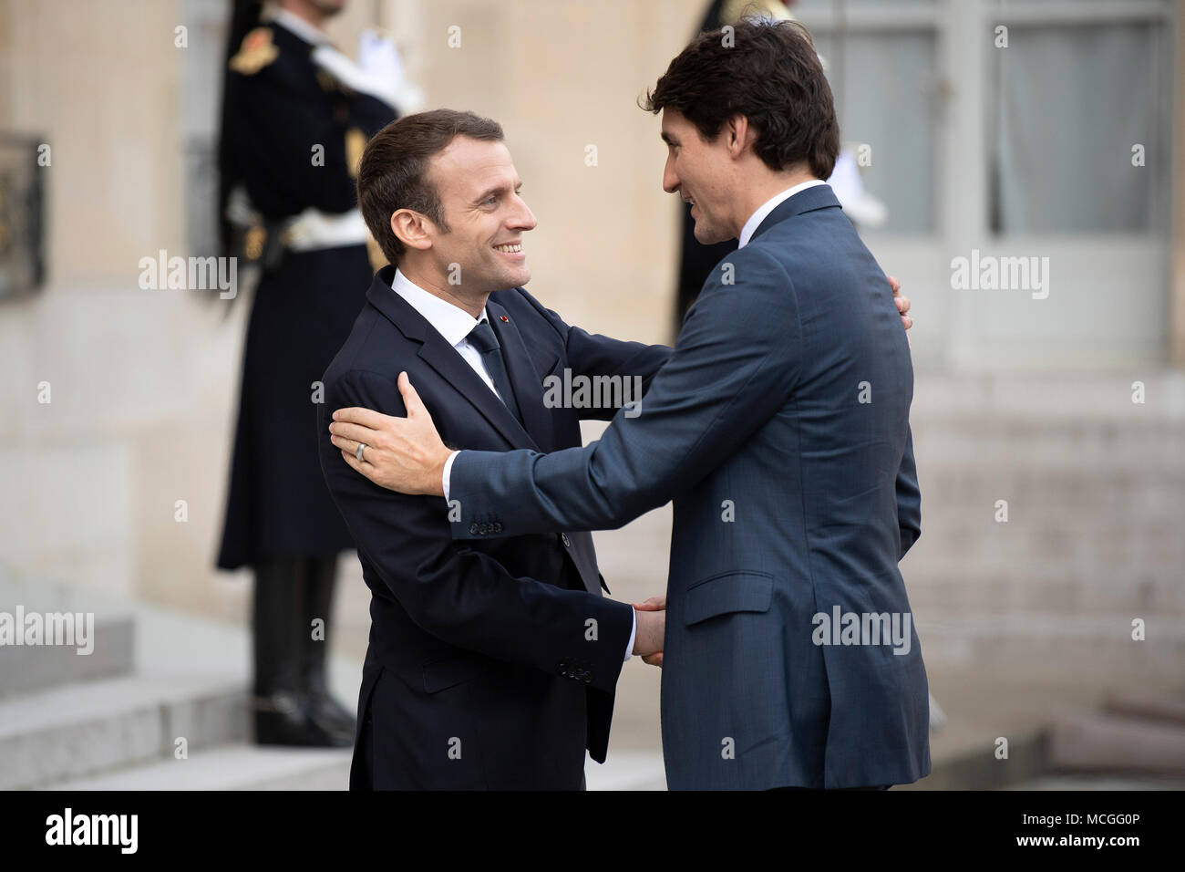 Emmanuel macron and justin trudeau hi-res stock photography and images ...
