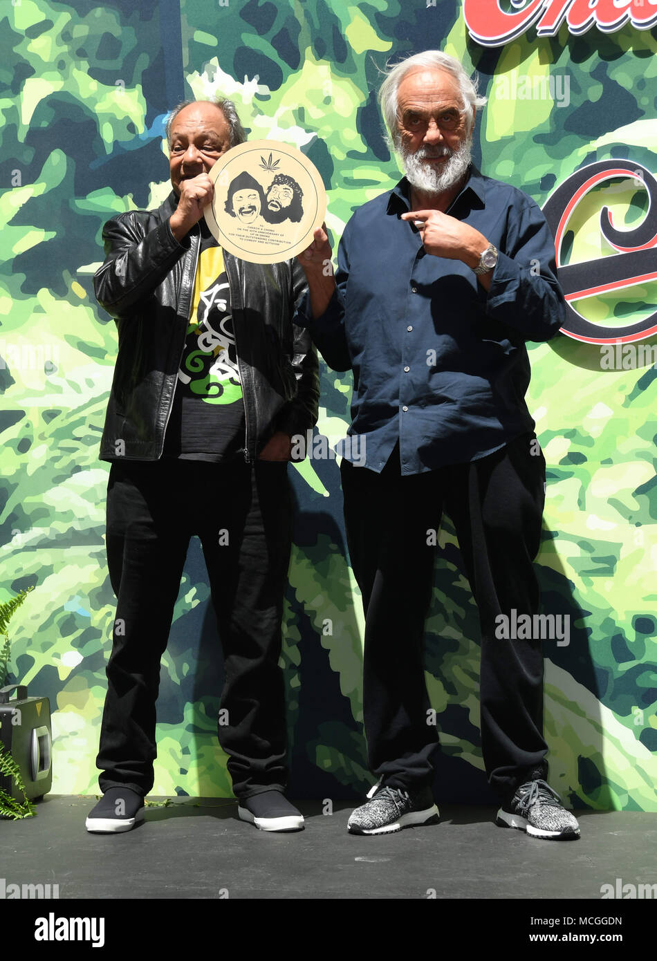 Cheech and chong in up in smoke hi-res stock photography and images - Alamy