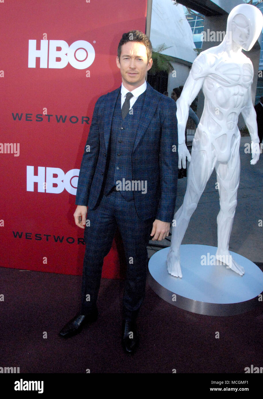 Simon Quarterman Shirtless