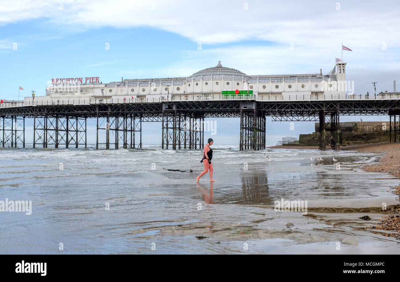Tides beach club hi-res stock photography and images - Alamy