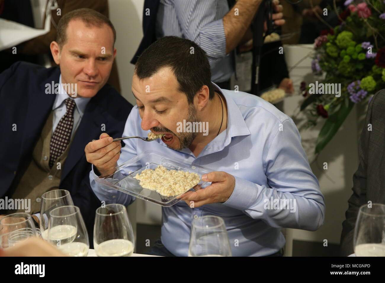Italian politicians at Vinitaly Expo Stock Photo - Alamy