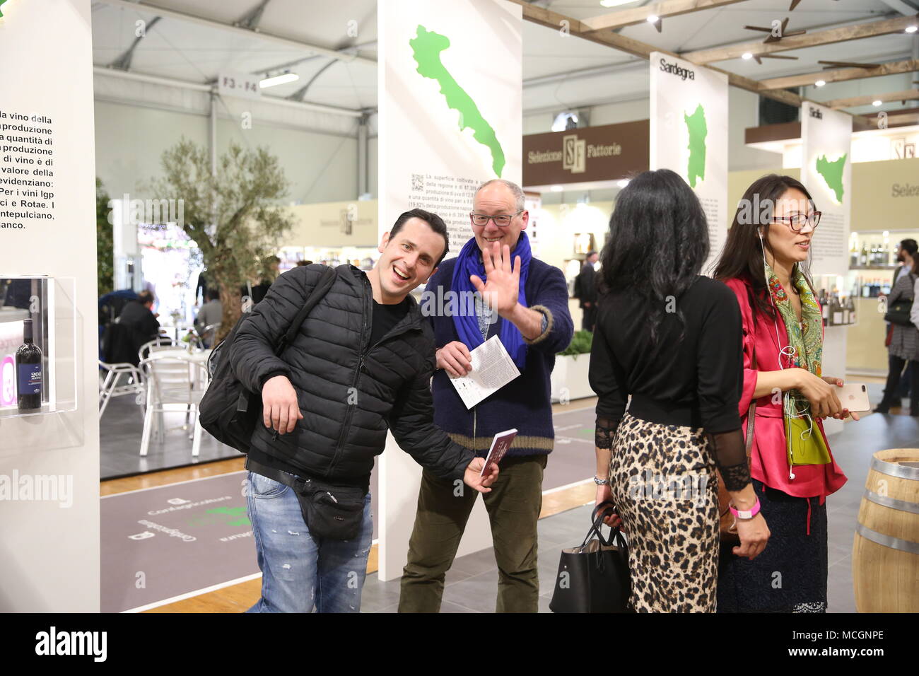 Italian politicians at Vinitaly Expo Stock Photo - Alamy