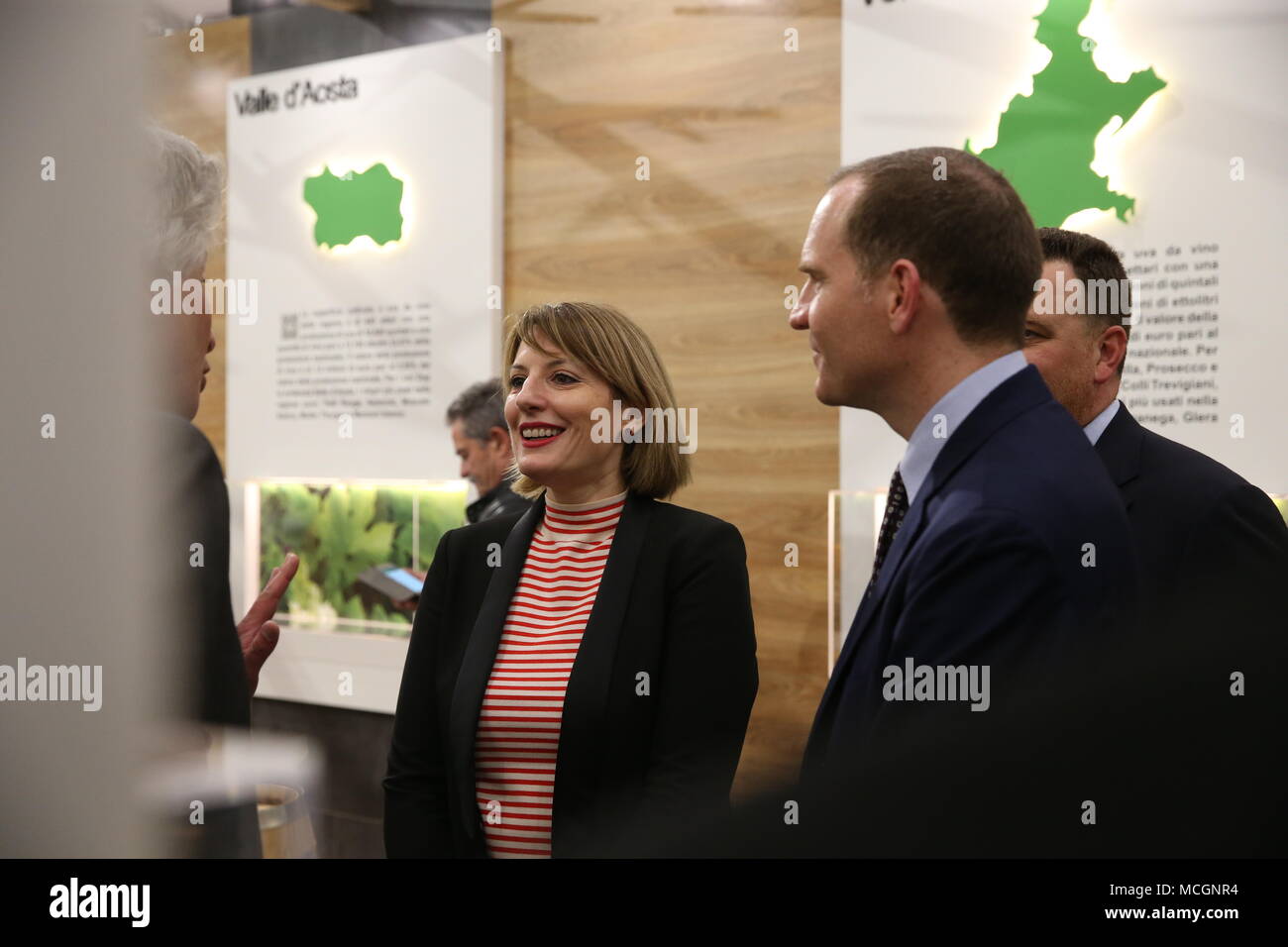Italian politicians at Vinitaly Expo Stock Photo - Alamy